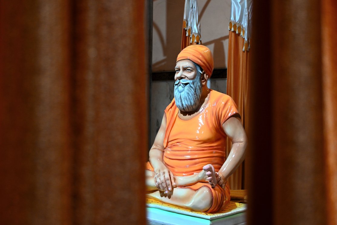 Statue of a Sant ( Swami ji ) from Punjab India - pepiko